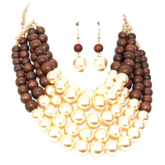 Jewelry | Multi Colored Pearl Necklace Set | Poshmark